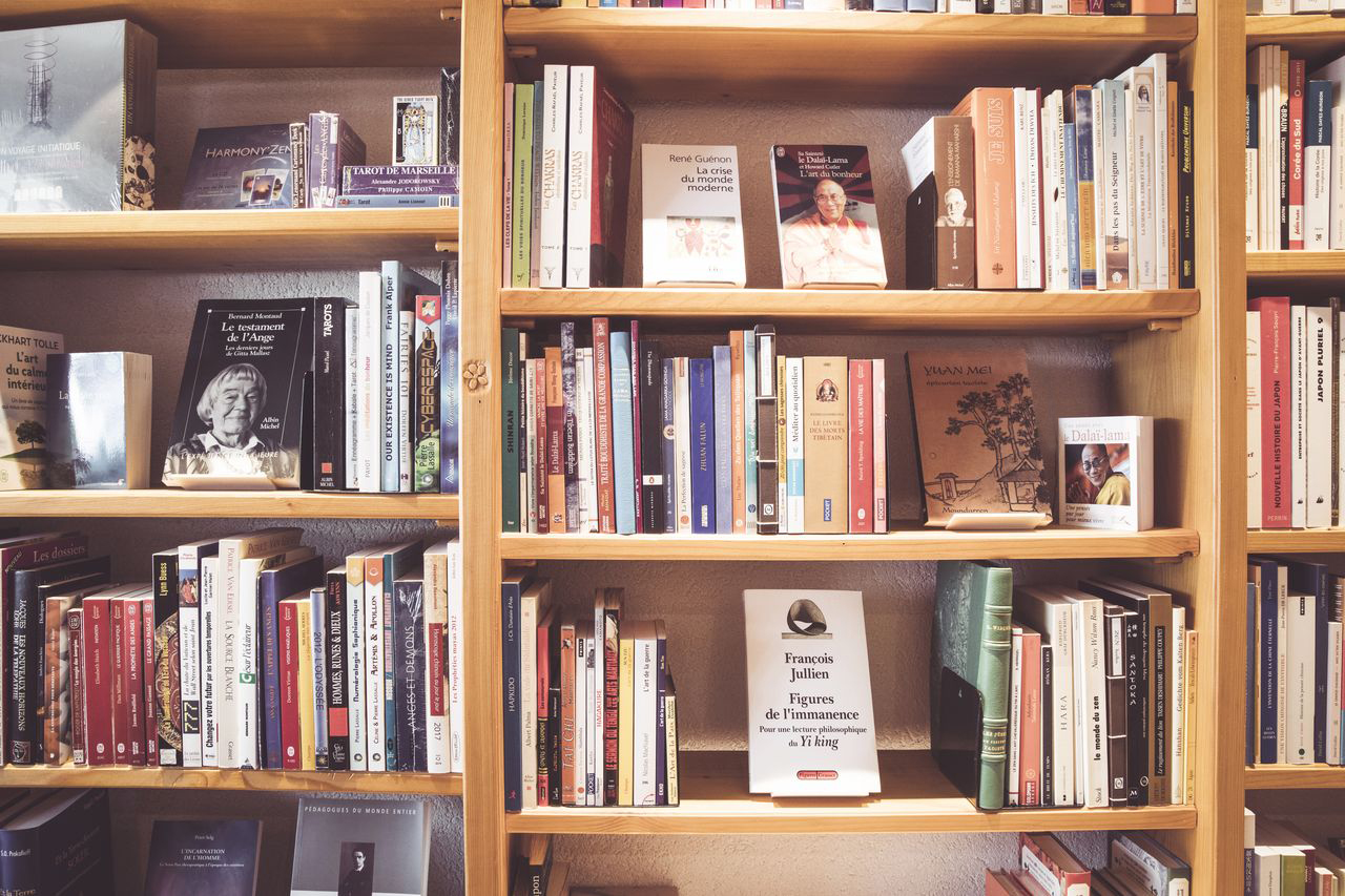 Nos rayons – Librairie Naito, le Petit Prince